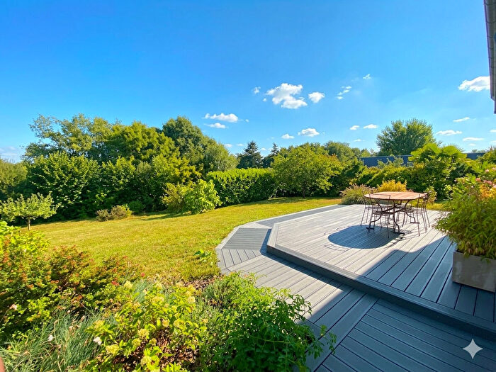 Maison à vendre - Charentilly - 6 pièces - 5 chambres