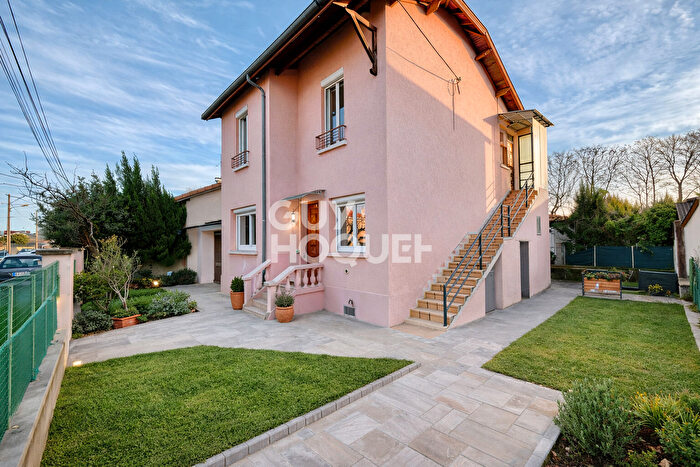 Maison à vendre - Vaulx-en-Velin, Le Pont des Planches - 4 pièces - 3 chambres