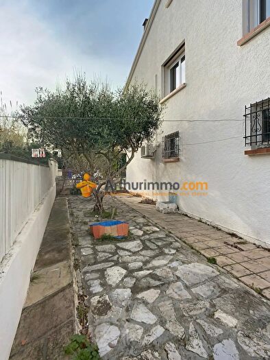 Maison à vendre - Perpignan, Moyen-Vernet - 6 pièces - 3 chambres