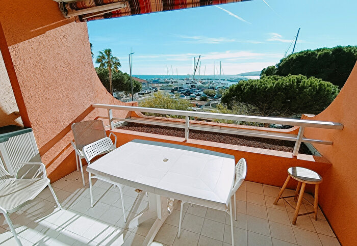 Appartement à vendre - Fréjus, Fréjus Plage - 2 pièces - 1 chambre