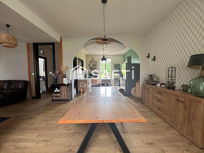 Maison 10 pièces à vendre à Mézeray