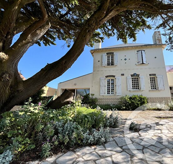 Maison à vendre - Saint-Hilaire-de-Riez, Sion, Pineau - 5 pièces - 3 chambres