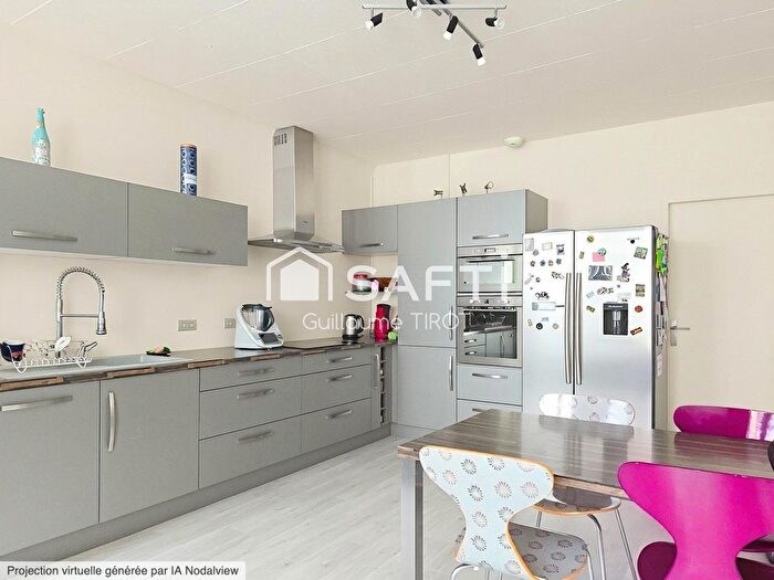 Appartement 4 pièces à vendre à Vichy, République