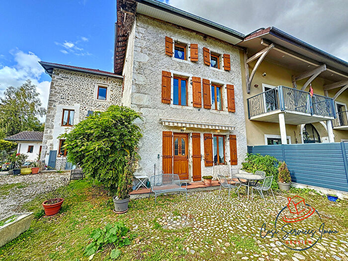 Maison à vendre - Saint-Genis-Pouilly - 5 pièces - 4 chambres