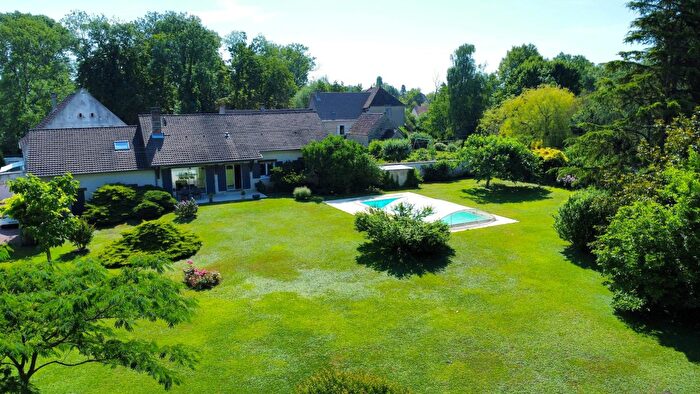 Maison à vendre - Levernois - 8 pièces - 6 chambres