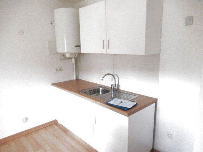 Appartement 1 pièce à Peripherie, Vif, à louer