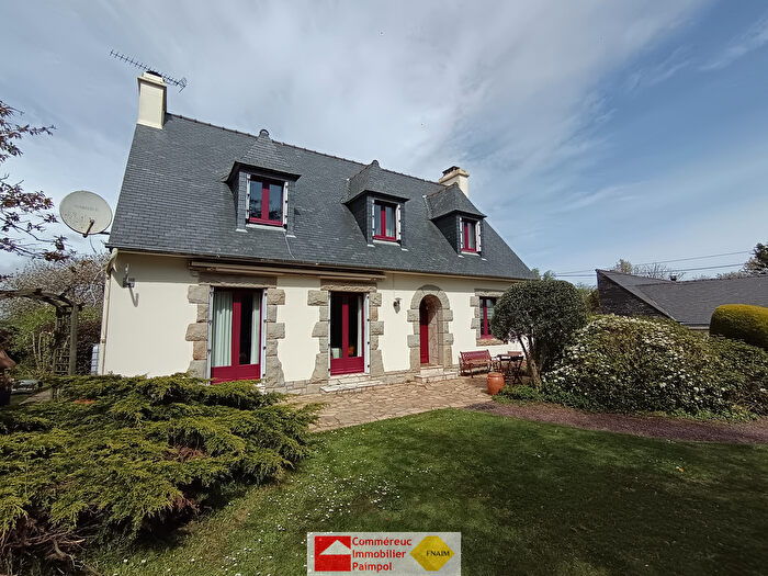 Maison 6 pièces à Quemper-Guézennec, à vendre