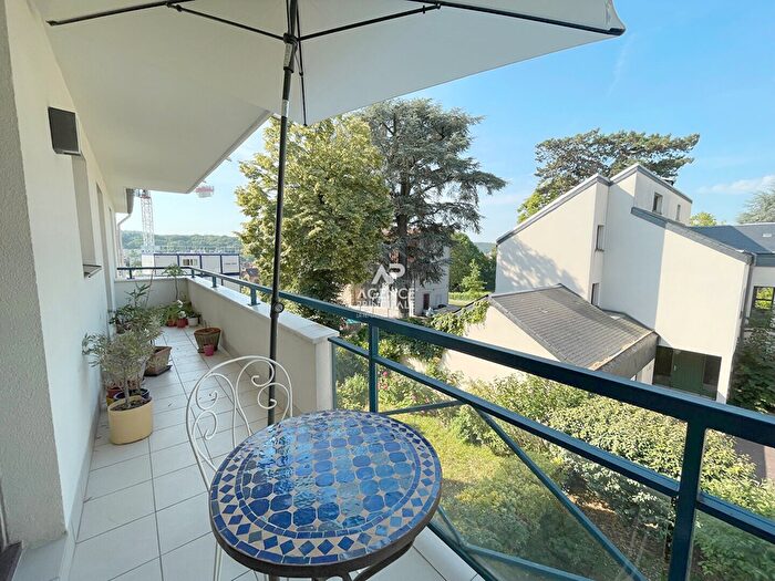 Chaville, Rive Droite, Les Vignes - Appartement 5 pièces à vendre
