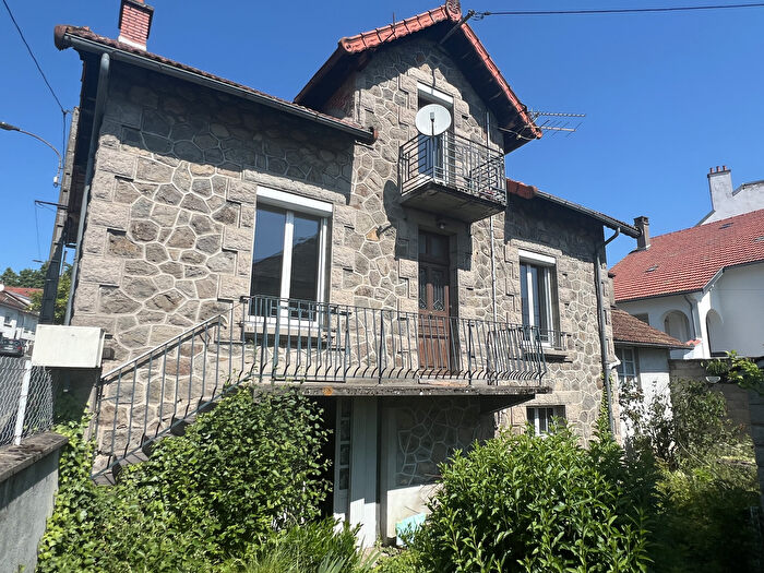 Maison 4 pièces à vendre - Aurillac, Centre-ville