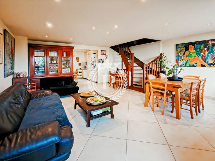 Maison à vendre - Le Raincy, Centre-ville, Mairie, Thiers - 6 pièces - 4 chambres