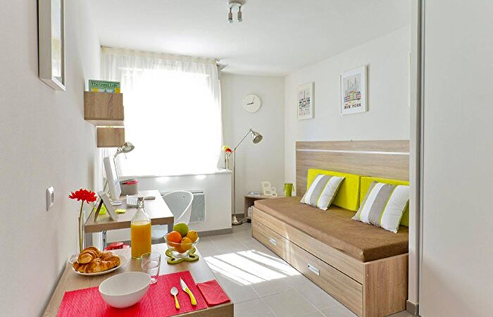 Appartement à louer - Bourgogne-Pasteur, Orléans - 1 pièce