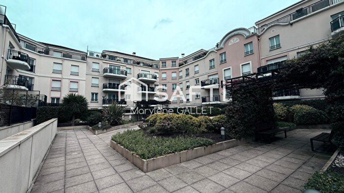 Appartement à vendre - Achères, Centre-ville, Cité de la Barricade - 4 pièces - 2 chambres