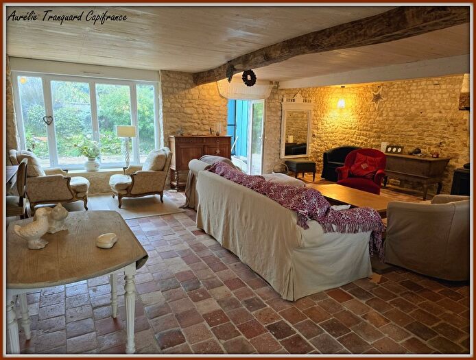 Maison à vendre - Antezant-la-Chapelle - 4 pièces