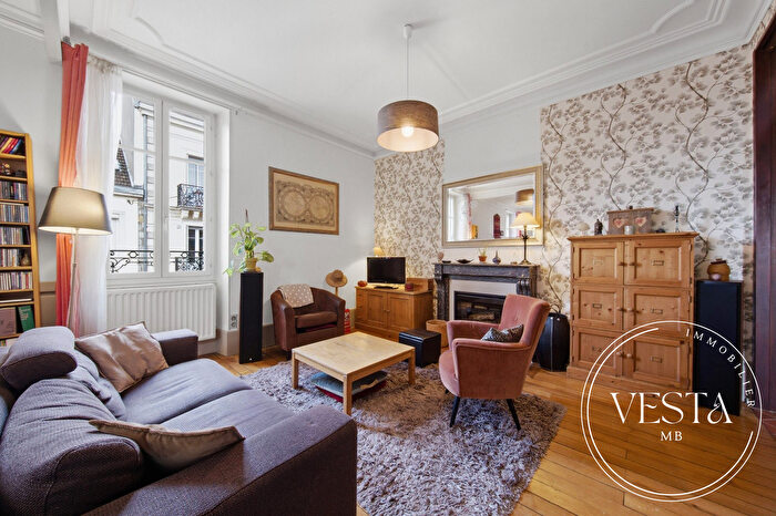 Appartement à vendre - Dijon - 5 pièces - 3 chambres