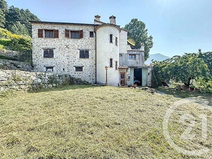 Maison à vendre - Toudon - 11 pièces - 6 chambres