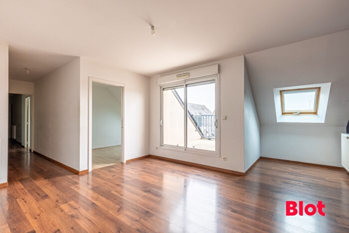 Appartement à vendre - Saint-Erblon - 4 pièces - 3 chambres