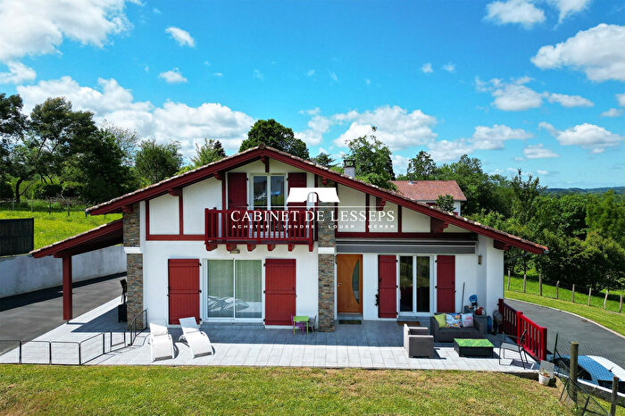 Maison à vendre - Larressore - 5 pièces - 4 chambres