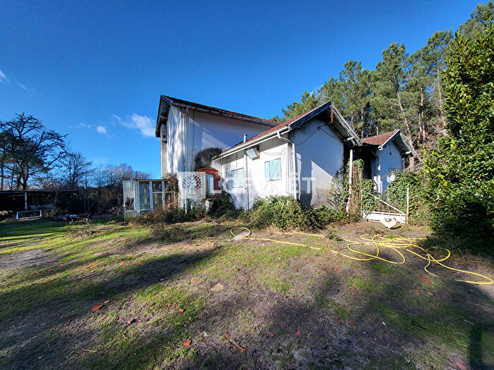 Maison à vendre - Saint-Paul-en-Born - 5 pièces - 4 chambres
