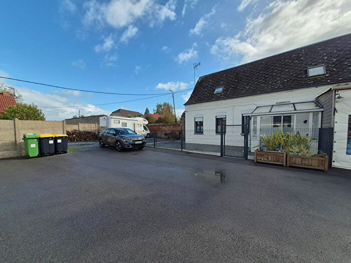 Maison à vendre - Louvignies-Quesnoy - 12 pièces - 3 chambres