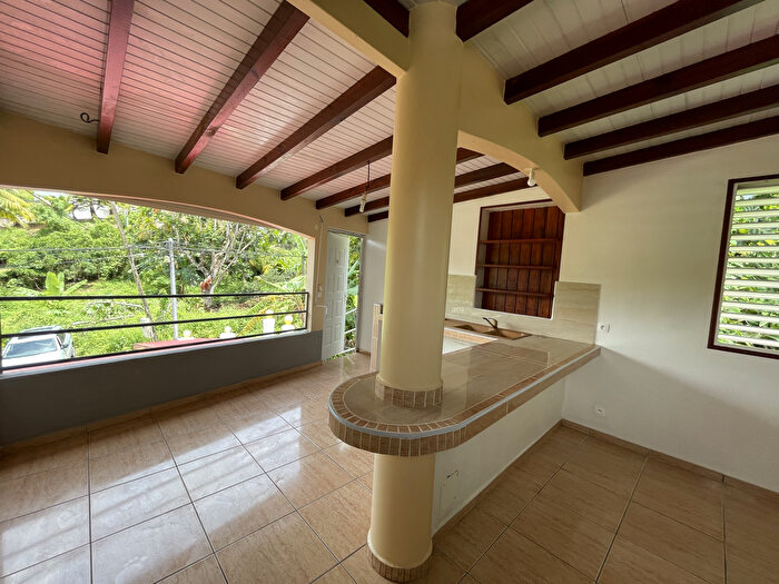 Appartement à louer - Les Abymes - 2 pièces - 1 chambre