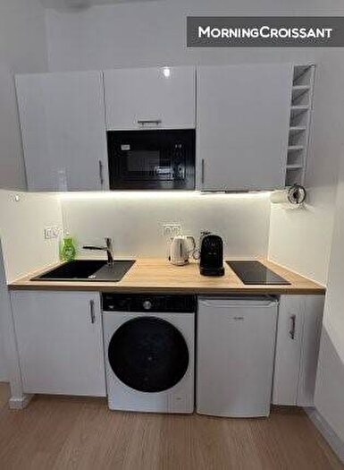 Appartement à louer - Decré-Cathédrale, Nantes - 1 pièce