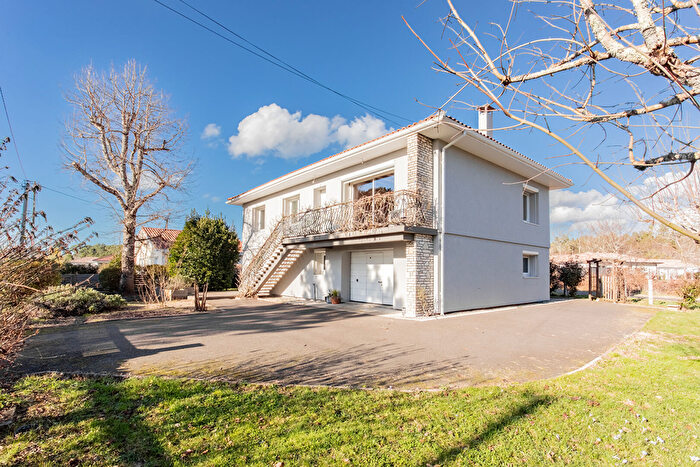Maison à vendre - Parentis-en-Born - 6 pièces - 5 chambres