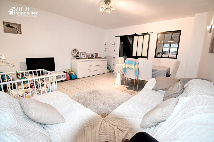 Maison à vendre - Maurepas, LAgiot - 5 pièces - 3 chambres