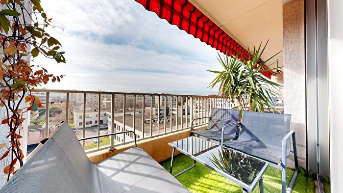 Appartement à vendre - Lyon e , Sans Souci, Dauphiné - 3 pièces - 2 chambres