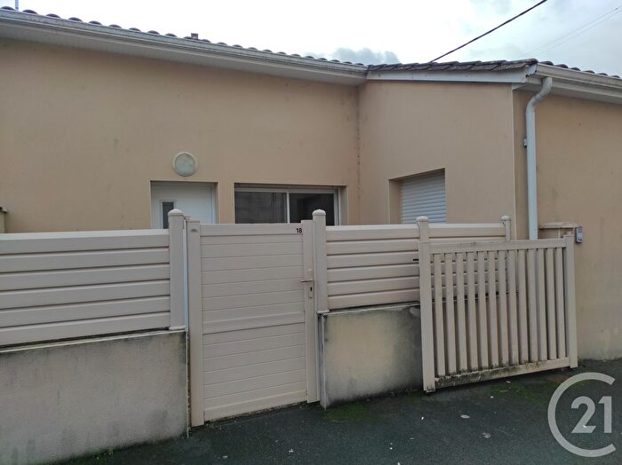 Maison à vendre - Coutras - 2 pièces - 1 chambre