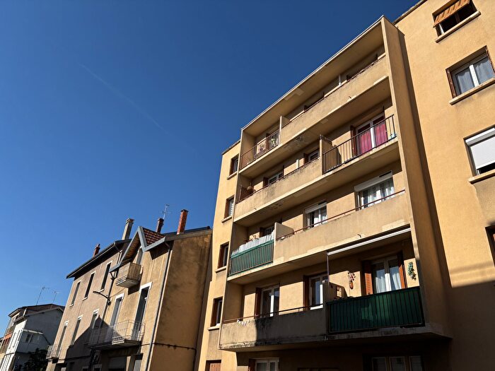 Romans-sur-Isère, Centre-ville : Appartement 4 pièces à vendre