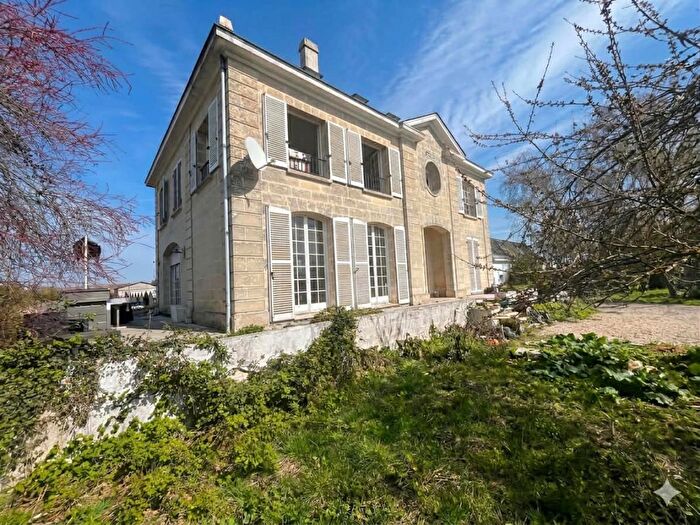 Maison à vendre - Brétigny-sur-Orge - 9 pièces - 5 chambres