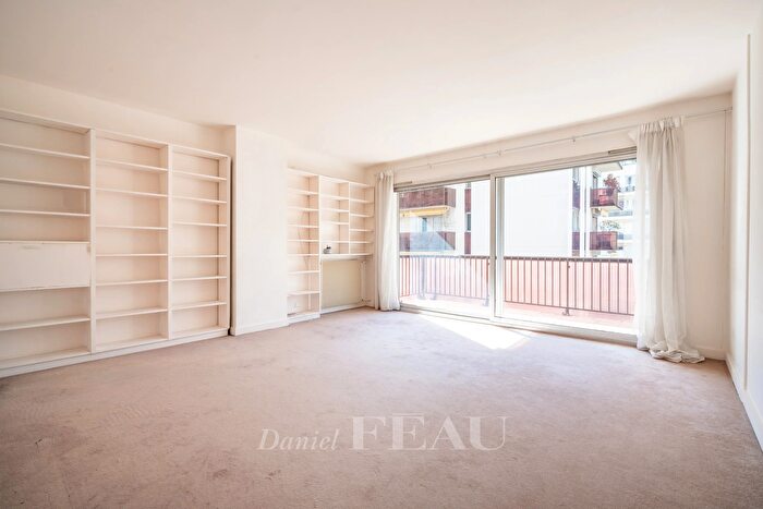 Appartement 4 pièces à Paris 7ème, Breteuil, à vendre