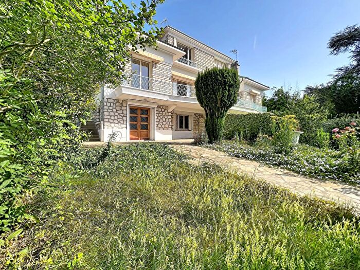 Maison 5 pièces à Brunoy, Nord, à vendre