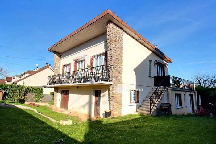 Maison à vendre - Ris-Orangis, Grand-Bourg - 5 pièces - 3 chambres