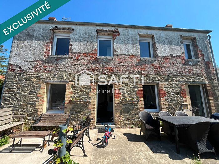 Maison 4 pièces à Saint-André-de-l'Épine, à vendre