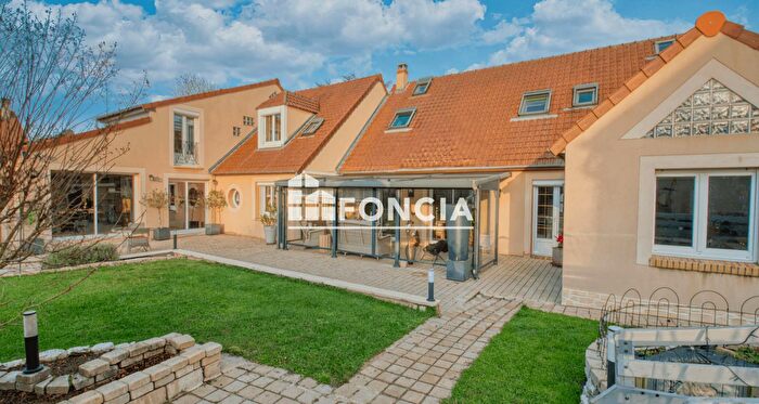 Maison à vendre - Fontenay-Mauvoisin - 10 pièces - 4 chambres