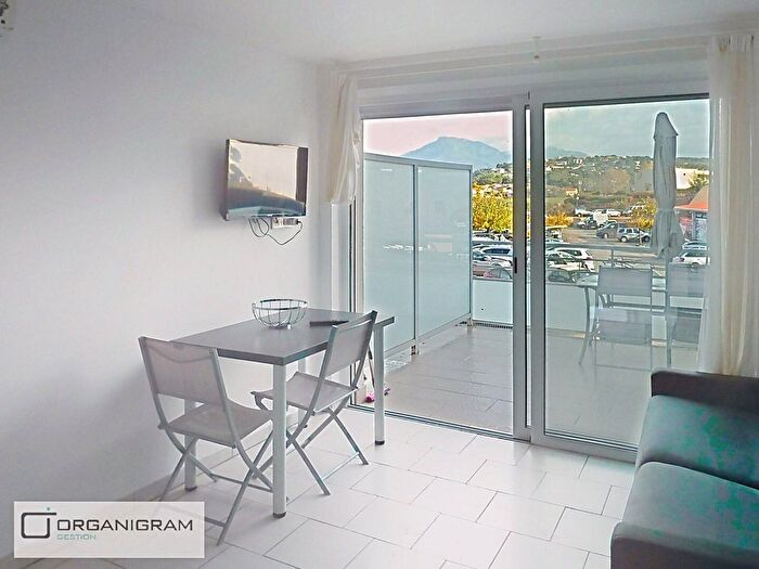 Appartement à louer - Grosseto-Prugna - 1 pièce