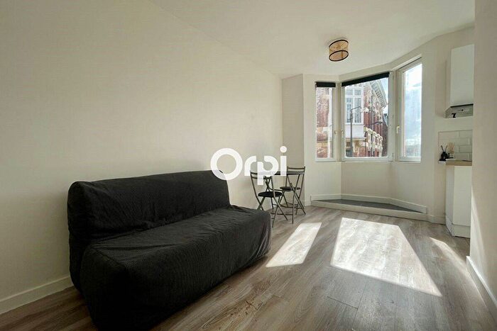 Appartement à louer - Anseele-Centre-Nations Unies-Crouy-Esperence, Roubaix - 1 pièce