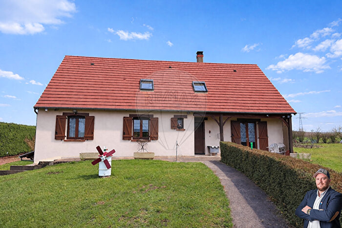 Maison à vendre - Cosne-Cours-sur-Loire - 8 pièces - 5 chambres