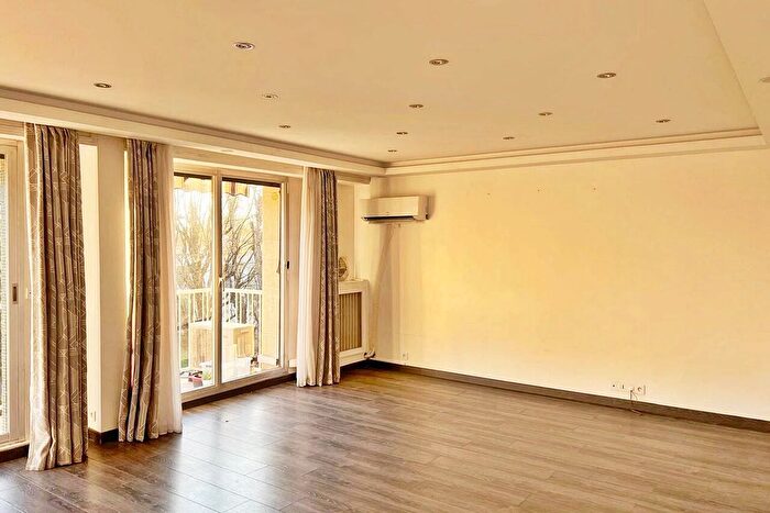 Appartement 4 pièces à Saint-Maur-des-Fossés, Les Mûriers, à vendre