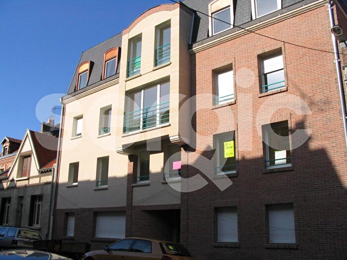 Appartement à louer - Amiens, Saint-Acheul - 2 pièces - 1 chambre