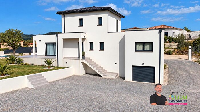 Saint-Julien-les-Rosiers : Maison 5 pièces à vendre