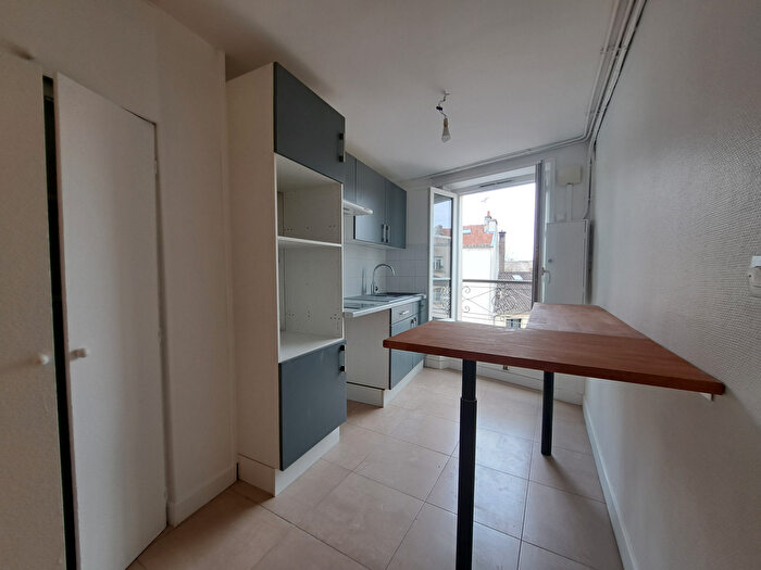 Appartement à louer - Saint-Germain-en-Laye, Centre-ville, Quartiers forestiers - 2 pièces - 1 chambre