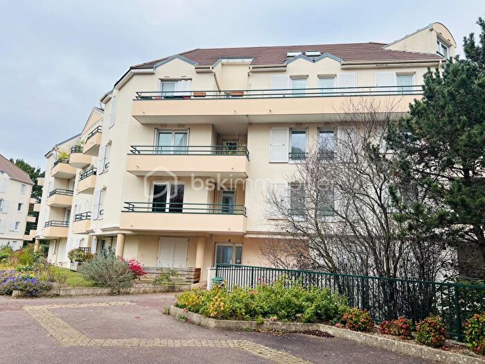 Villebon-sur-Yvette : Appartement 4 pièces à vendre
