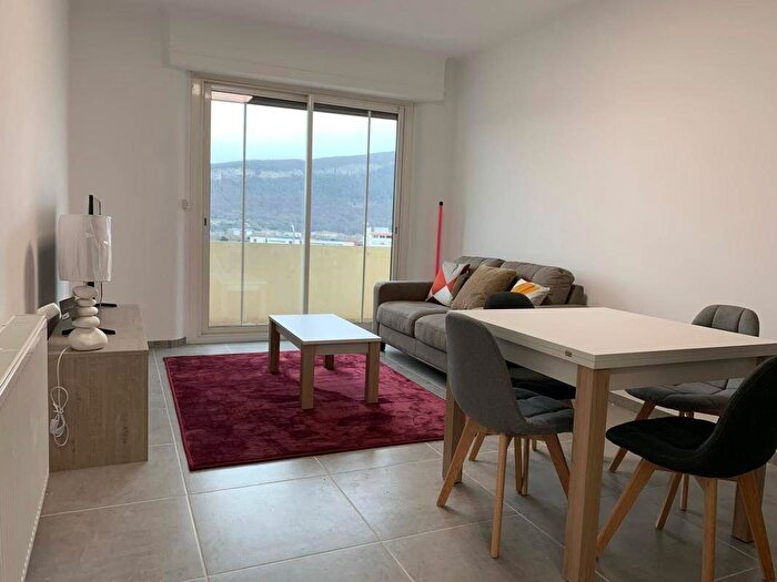 Appartement à louer - Ouest, Ambilly - 2 pièces - 1 chambre