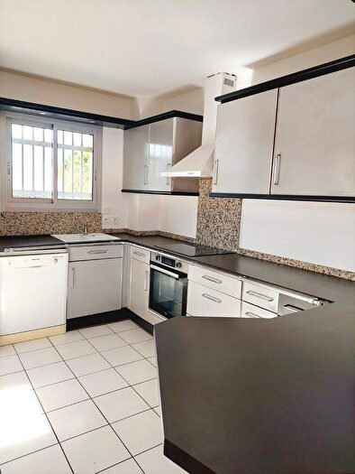 Appartement à louer - Perpignan - 4 pièces - 1 chambre
