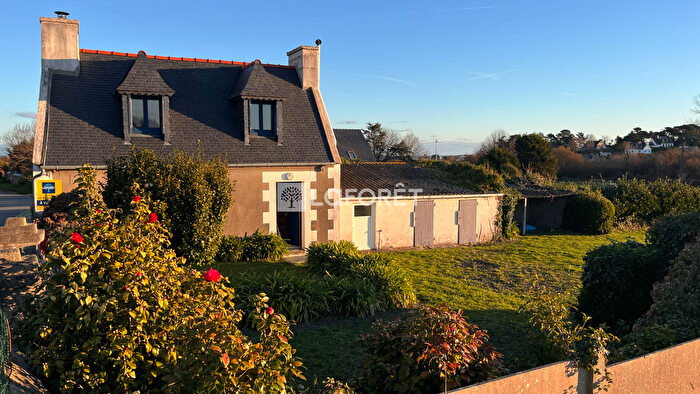 Maison à vendre - Plougrescant - 2 pièces - 1 chambre