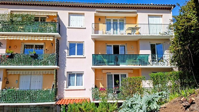 Appartement 3 pièces à vendre - Digne-les-Bains, Arches, Epinettes, Saint-Véran