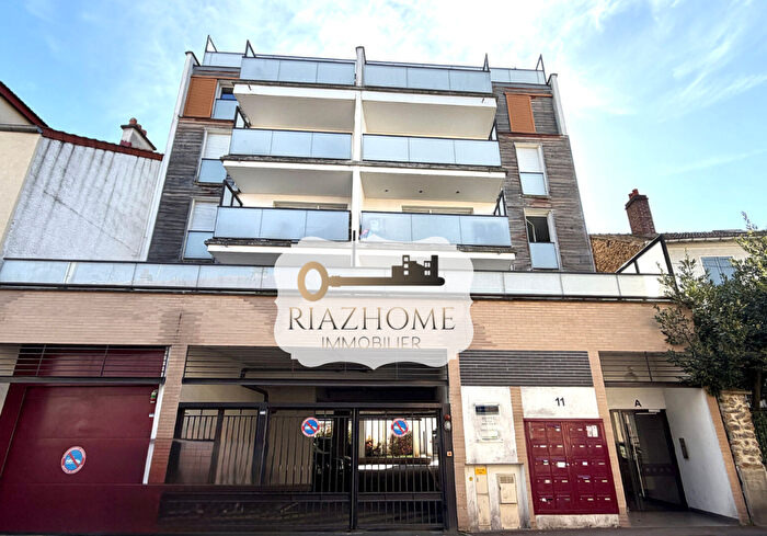 Appartement à vendre - Le Bourget, Centre-ville - 2 pièces - 1 chambre