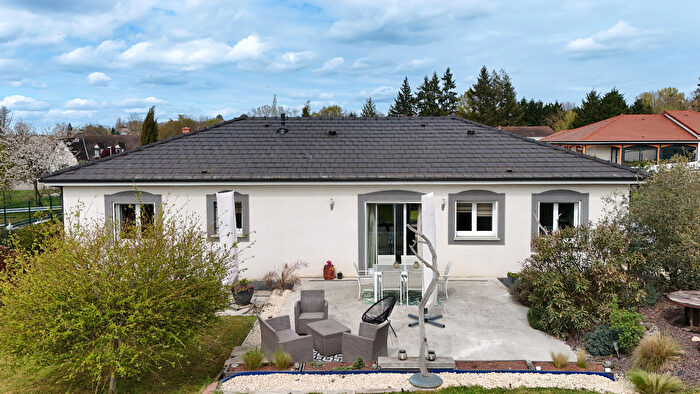 Maison à vendre - Toulon-sur-Allier - 4 pièces - 3 chambres